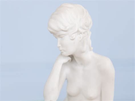 Вінтажна статуетка «Оголена дівчина Kaiser Antik Salon