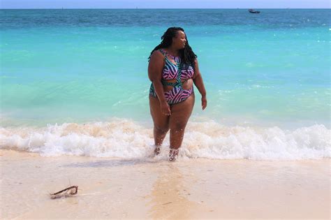 15 One Piece Swimsuits For Curvy Women Simply Curvee Life