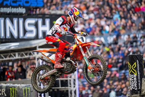 Red Bull Ktm Factory Racings Chase Sexton P2 In Seattle 450sx Thriller