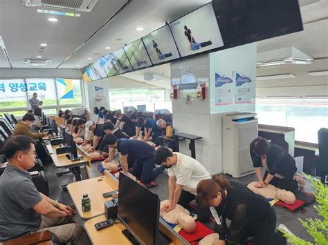 ‘골든 타임 확보 한국체육산업개발 심폐소생술 교육 실시 무예신문 대한민국 대표 무예체육뉴스