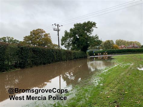 Several Roads In Bromsgrove Are Shut Because Of Flooding The Bromsgrove Standard