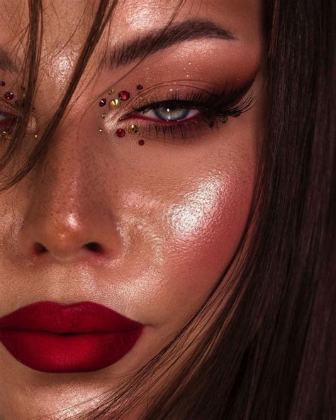 Pamela 🤍 Makeup And Tutorials On Instagram Ad 𝕮𝖍𝖗𝖎𝖘𝖙𝖒𝖆𝖘 𝕲𝖑𝖆𝖒 🎄 ️
