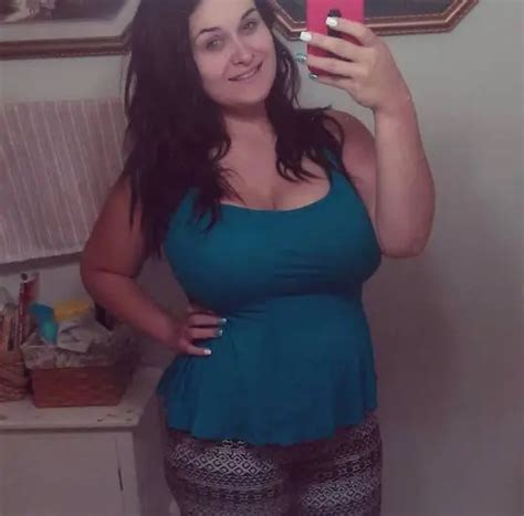 Bathroom Selfie Scrolller