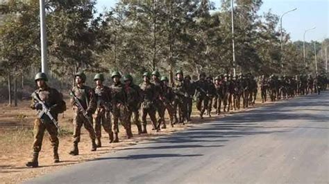 ကမ္မတွင် စစ်ကောင်စီတပ်စစ်ကြောင်း ဝင်လာသဖြင့် ဒေသခံများ ထွက်ပြေးတိမ်းရှောင်