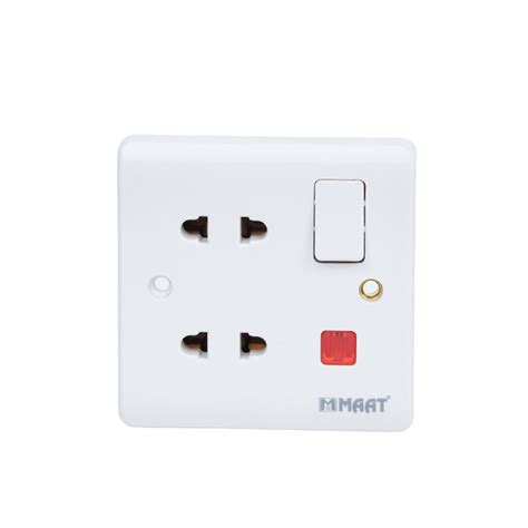 2 Gang Universal Socket 1 Gang Switch MAAT