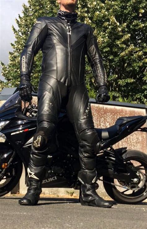 Pin Von Pavel Auf Má Uložení Motorrad Männer Lederkombi Herren Schwarze Lederhose