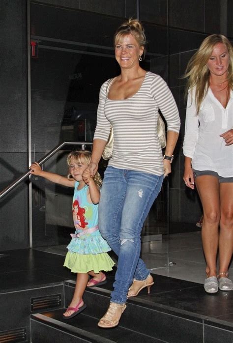 Pin By Shabby On Alison Sweeney Alison Sweeney Hottest Babes How To Wear