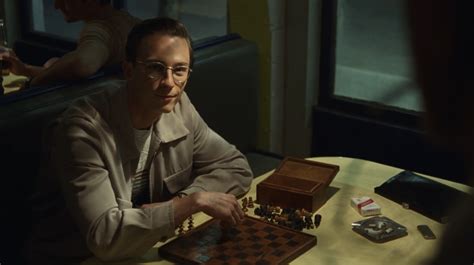 Queers Drew Starkey Wore A Prosthetic During Daniel Craig Sex Scenes Us Weekly