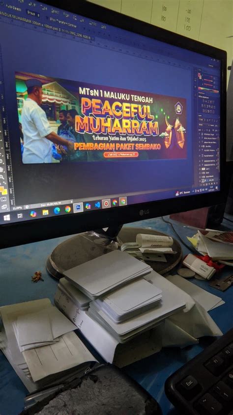 Membuat Spanduk Untuk Pembagian Paket Sembako Untuk Sekolah Mtsn 1 Maluku Tengah Sahrul Fikri