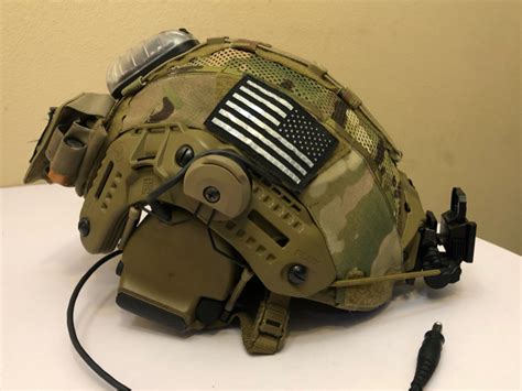 Sold Gucci M Tek Helmet Comtac Iiis Wilcox L4g24 Agilite Cover Helstar Nvg Hopup Airsoft