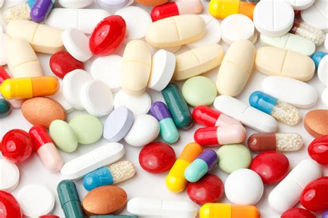 喉癌吃什么药好？选对药物是治疗的关键，看看你选对了吗？