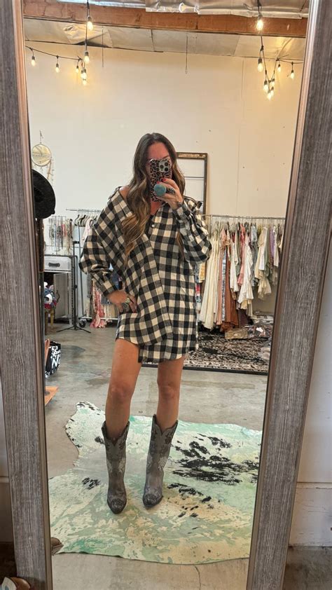 Adele Shirt Dress Fitted Black Dress São Tomé And Príncipe Shirt Dress