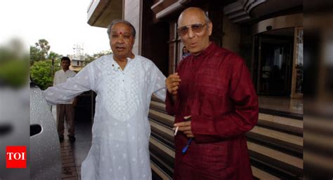 Ustad Rais Khan Legendary Sitarist Rais Khan Passes Away Times Of India