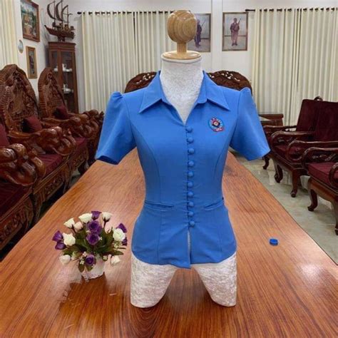 ຂາຍເສື້ອແມ່ຍິງ ຊາວໜຸ່ມ ກຳມະບານ ຍິງ ຊາຍລາຄາຖືກ