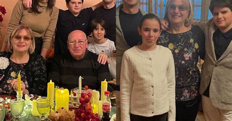 ფოტოები აი ასე გამოიყურება ბედნიერება თიკა ფაცაციას ახალი წელი ოჯახის წევრებთან ერთად Marao