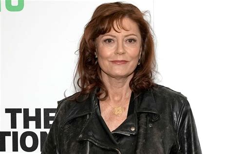 Susan Sarandon Arrested At Ny Capitol In Minimum Wage Protest