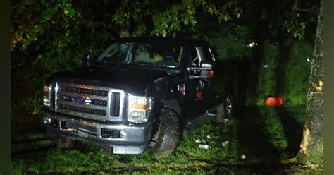 Alleged Drunk Driver Crashes Truck Outside Nh Police Station Officer
