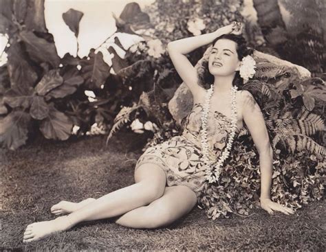 35 Beautiful Photos Of Faith Domergue In The 1940s And 50s ~ Vintage