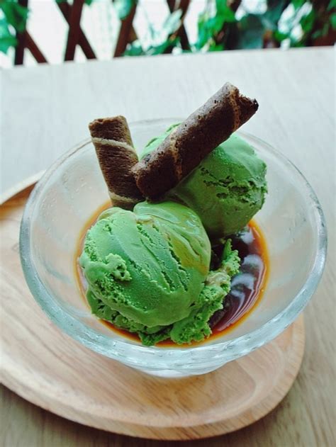 녹차아이스크림과 에스프레소 그린티 아포가토