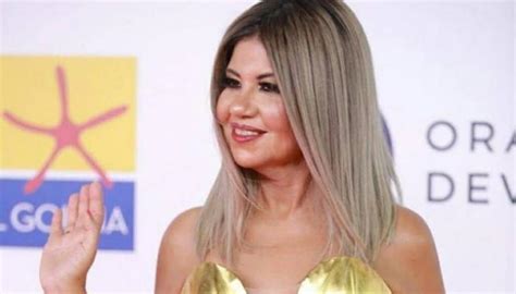 أوس أوس يقلد بوسي شلبي في مسرحية كيف علقت الإعلامية؟ فيديو