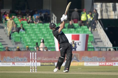 Daryl Mitchell Picked Up Pace After Starting Slowly