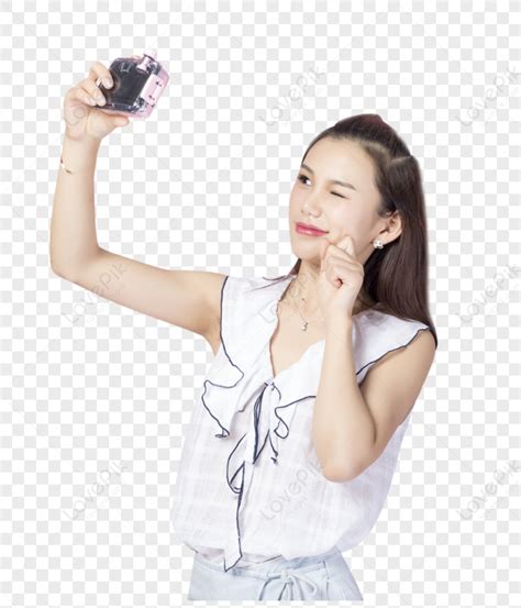 사진을 찍는 젊은 여성 Png 일러스트 무료 다운로드 Lovepik