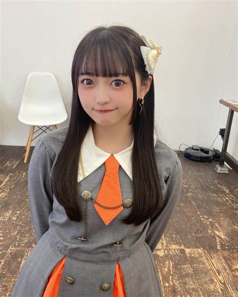 上田美夢さんのインスタグラム写真 上田美夢instagram「改めて、チェキ会ありがとうございました！👶🏻☀️ グレー衣装久々でとってもテンション上がった〜〜♡ みんなに会えて