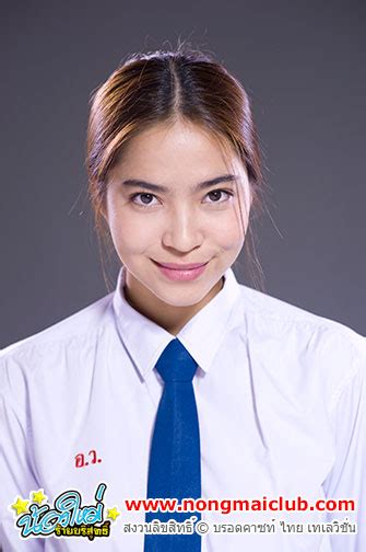 ประมวลภาพเดี่ยวมารีน่า มารีน่า บาเล็นซิเอก้า ชุดส่่งท้ายปีเก่า 2560 น้องใหม่ร้ายบริสุทธิ์