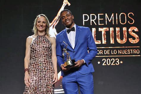 Arnovis Dalmero Y Ronal Longa Premiados En Los Altius Del Comité