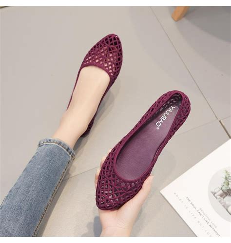 여성 젤리 슈즈 샌들 슬리퍼 신발 여름 성인 플랫 방수 펀칭 단화 비오는날 티몬