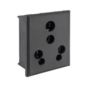 Elcom Emo 6 Indian Socket 6a At Best Price In Delhi Labhya Tech Systems
