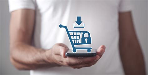 쇼핑 카트와 함께 전화를 들고 사업가 쇼핑 보안 온라인 쇼핑 개념에 대한 스톡 사진 및 기타 이미지 개념 고객 구매 Istock