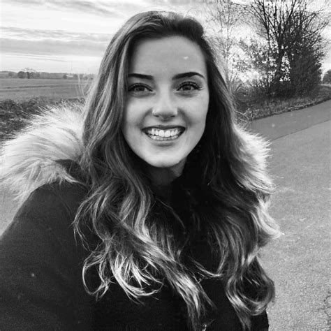 Lara Sophie Bruhn Bäckereifachverkäuferin Bäckerei Sievert Xing