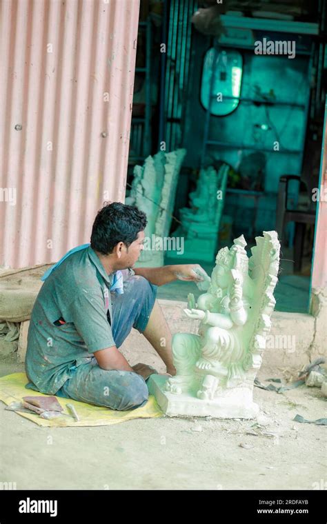 Ganesh Ganpati Idol Or Murti Making Process Workshop For Making Idols