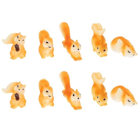 Ctirchiu Mini Squirrel Resin Squirrel Figurine Compact Size 10pcs