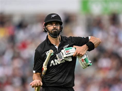 New Zealands Daryl Mitchell Tim Southee Suffer Injury Scare Ahead Of