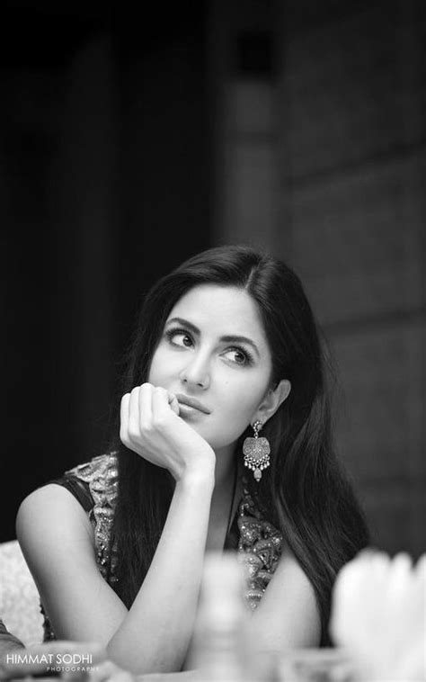 Пин на доске Sundar Красота Большие глаза Белые полосы