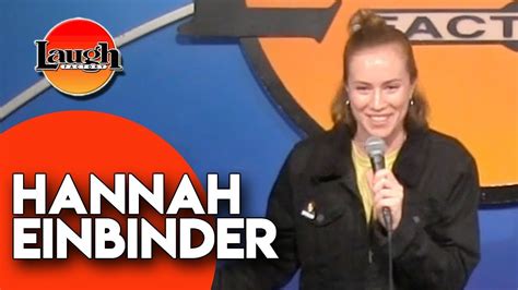Hannah Einbinder Comedian Bonds With Heckler Laugh Factory Stand Up