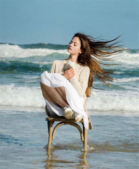 Pin By Soara Ellis On Loona Theory Mackenzie Foy Foy Photo