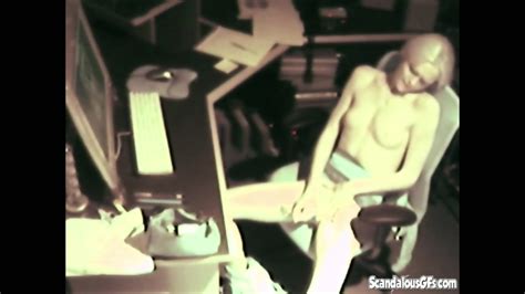 Ot Blonde Masturbating Using Dildo Closeup Cam Closeup Eporner