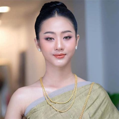 ស្អែកបាក់ឌុបហើយ មានអីជូនពរ បវរកញ្ញាទាំង៤រូបនេះទេ Khmerload Cambodia Latest News