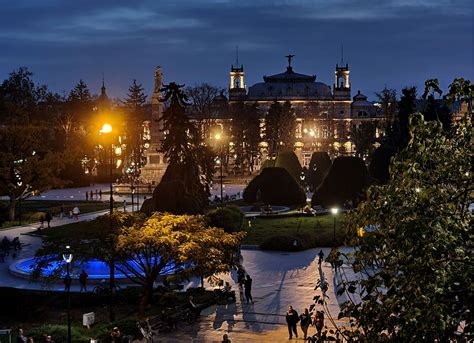 Архитектурното богатство на Русе Сградата на най голямото търговско дружество в Русе е