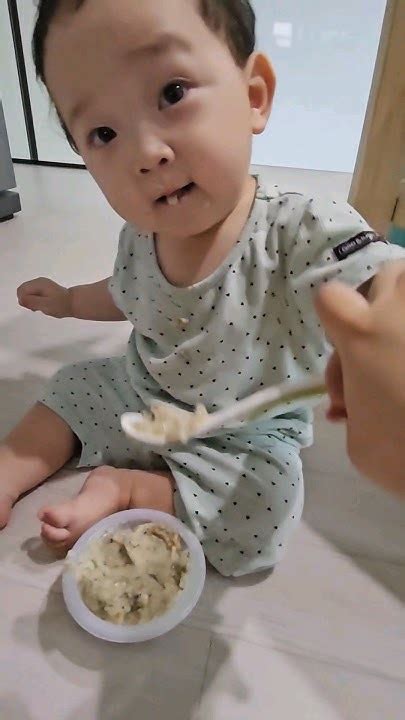 스스로 밥먹기 육아쇼츠 스스로밥먹기 Youtube
