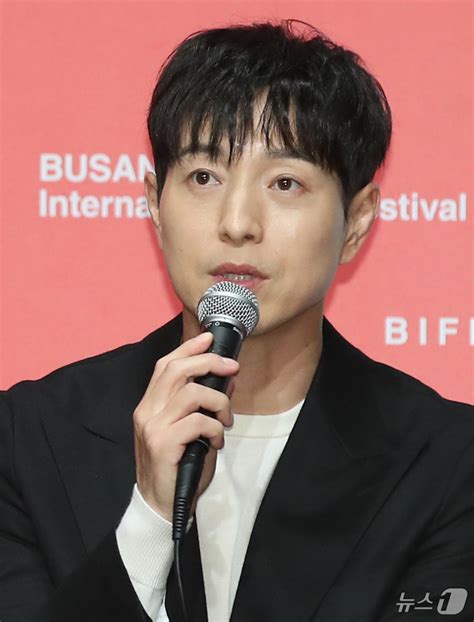 더 글로리 정성일 9년 만에 이혼 원만한 합의양육은 함께 최선