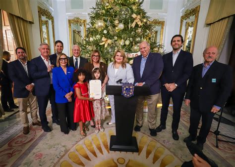 Gobernadora Conmemora Día De Ser En La Fortaleza Newspr