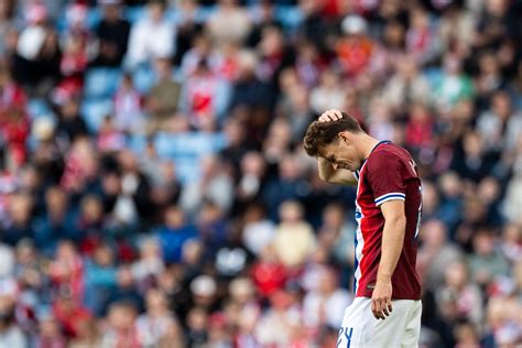Moren Bekrefter Kajsa Rooth Er Kjæreste Med Brann Stjerne