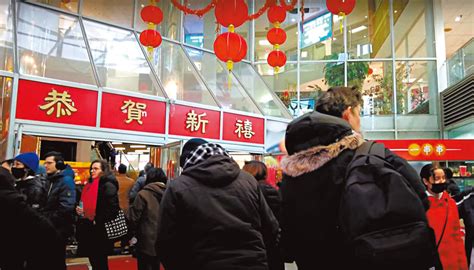 加多地新春氣氛熱烈 溫哥華巡遊規模破紀錄 香港文匯報