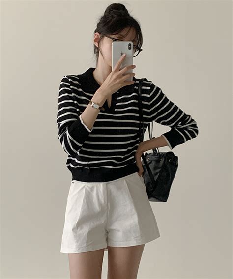 슬로우베리 데일리핏예쁨 간절기 기본템 단가라 스트라이프 슬림 카라 긴팔티셔츠 4color