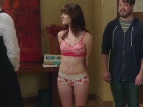 DUMB AND DUMBER TO NUDE SCENES AZNude