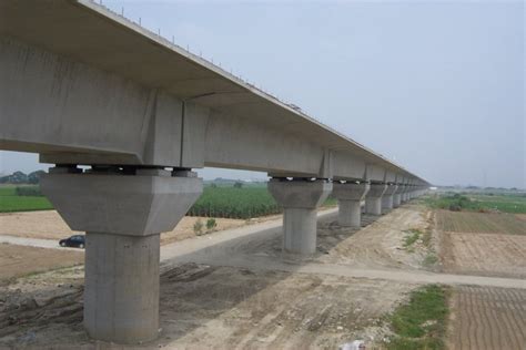 Seismic Resistant Viaduct Design For The Taiwan High Speed Rail Project